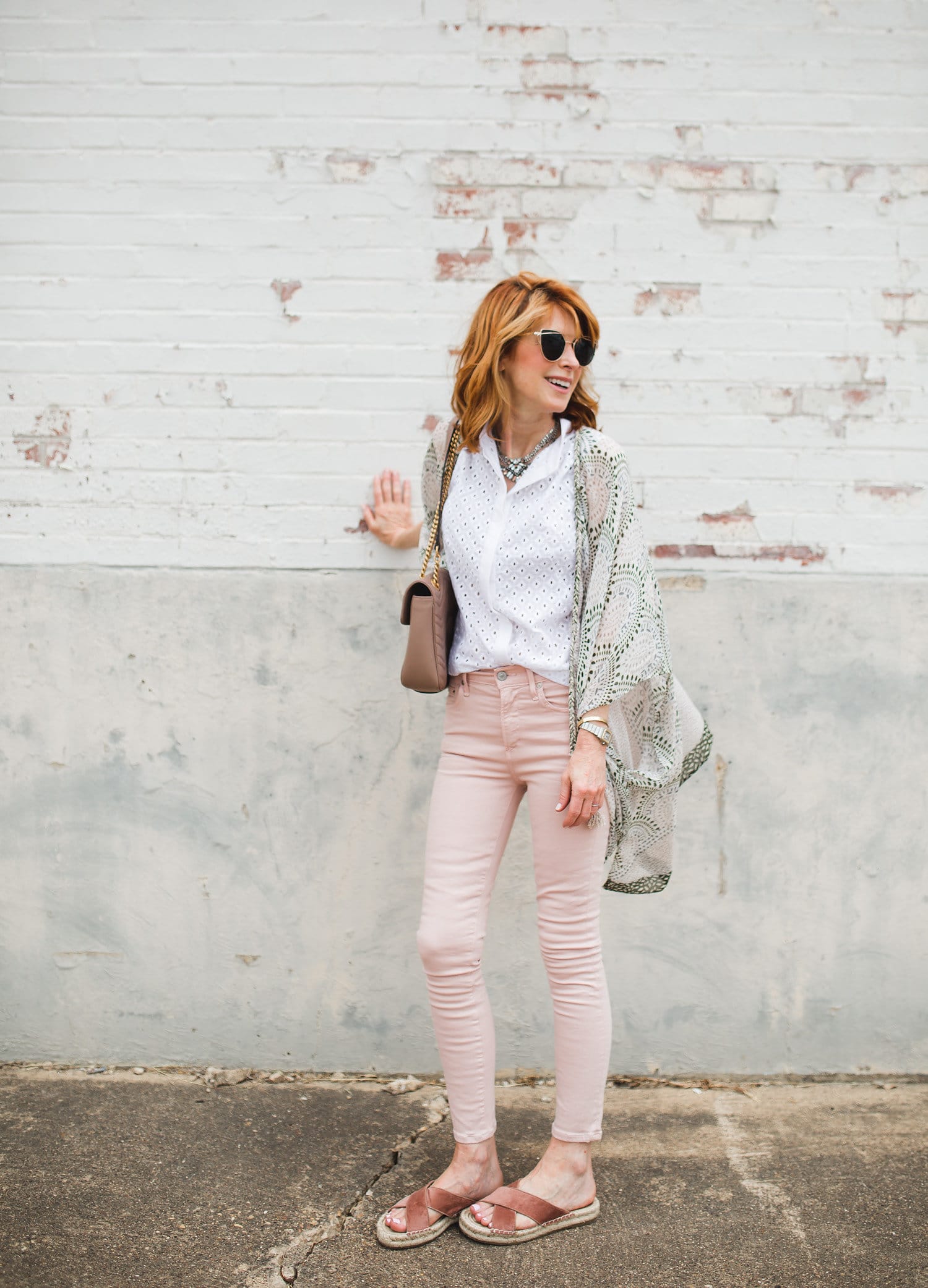 PALE OUTFIT ON THE BLOG TODAY. I LOVE THE SOFT COLORS OF