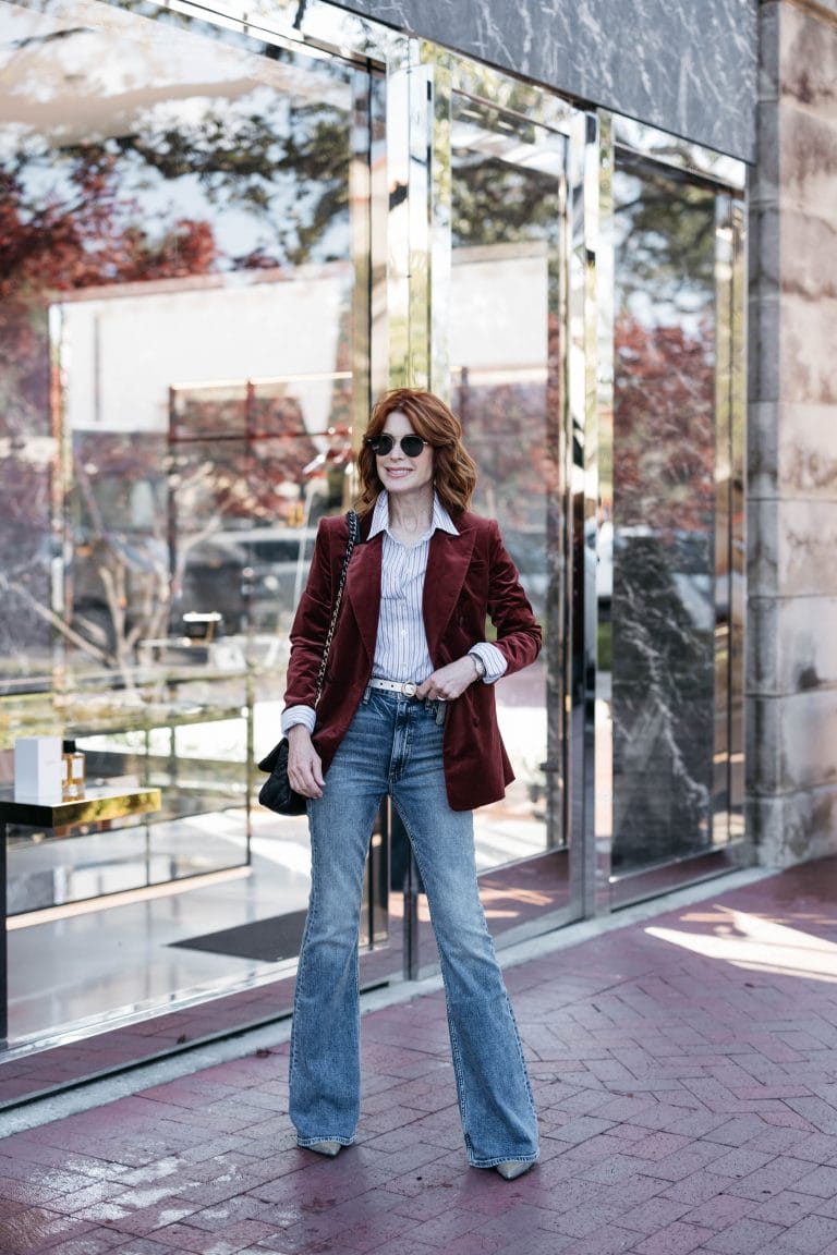 IT'S TIME FOR VELVET - The Middle Page