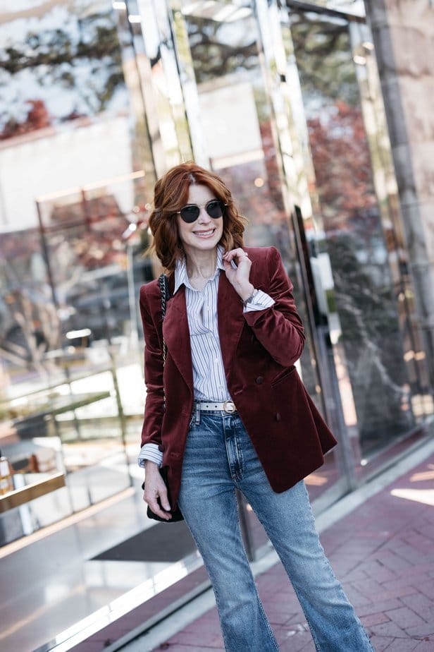 IT'S TIME FOR VELVET - The Middle Page