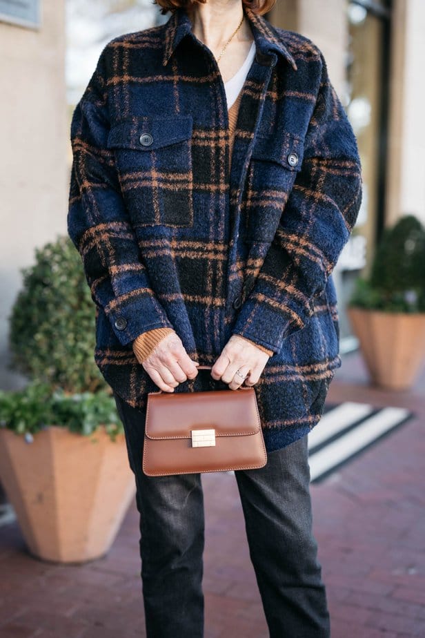 STILL LOVING THE SHACKET - The Middle Page